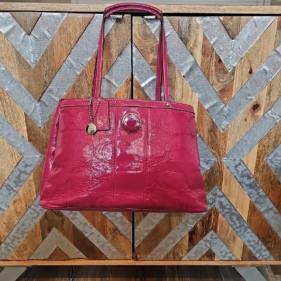 Coach | Bags | Coach Patent Leather Kiss Lock Tote | Poshmark